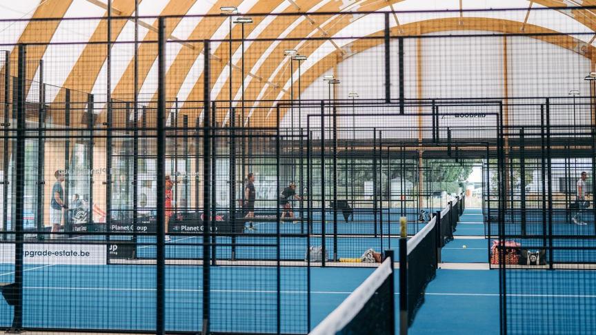 Trouvez et réservez la location de votre terrain de padel à Bruxelles
